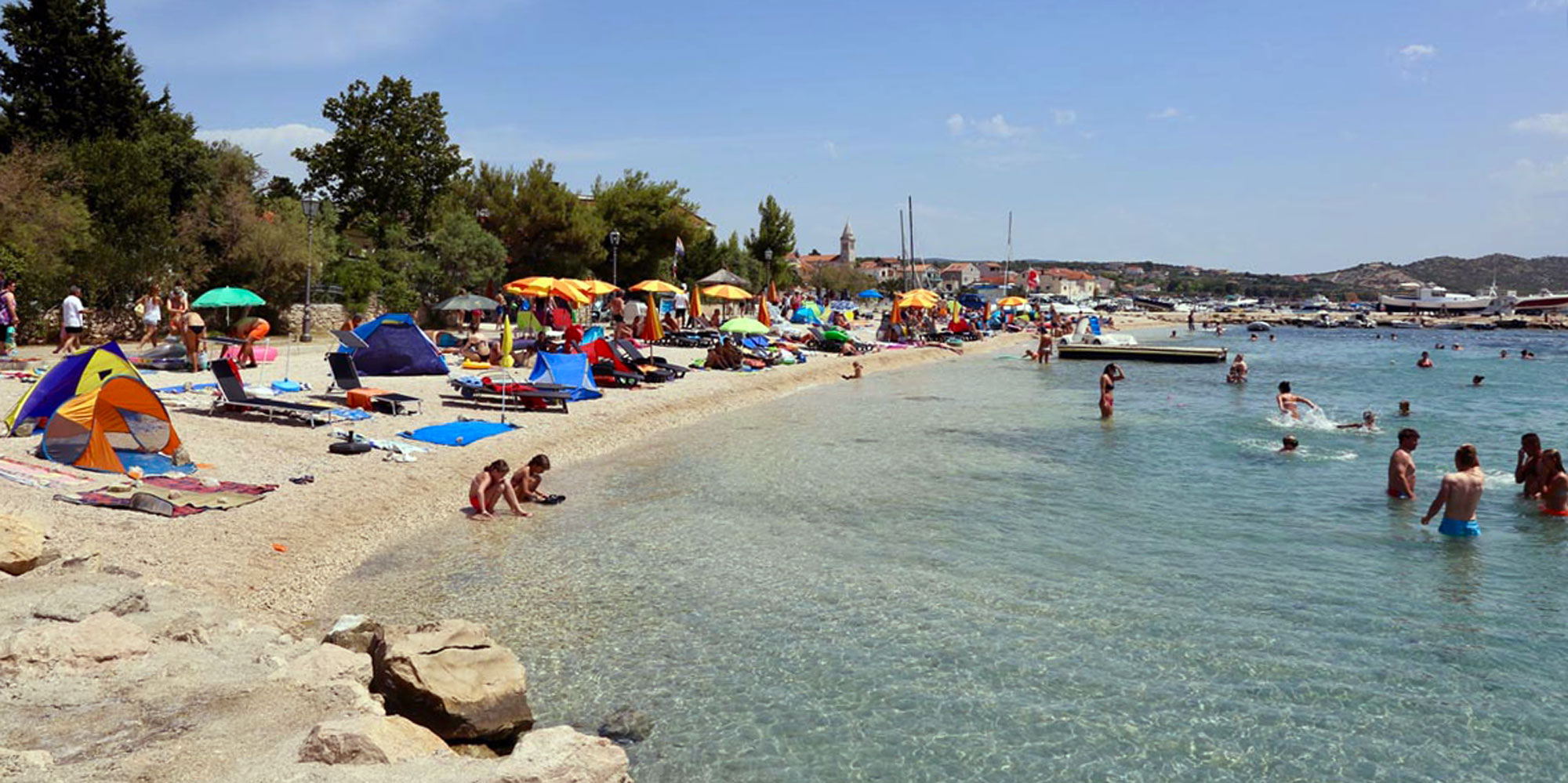 Plaža Punta v Pakoštanah namestitev i apartmaji v okolici | Obmorju.si