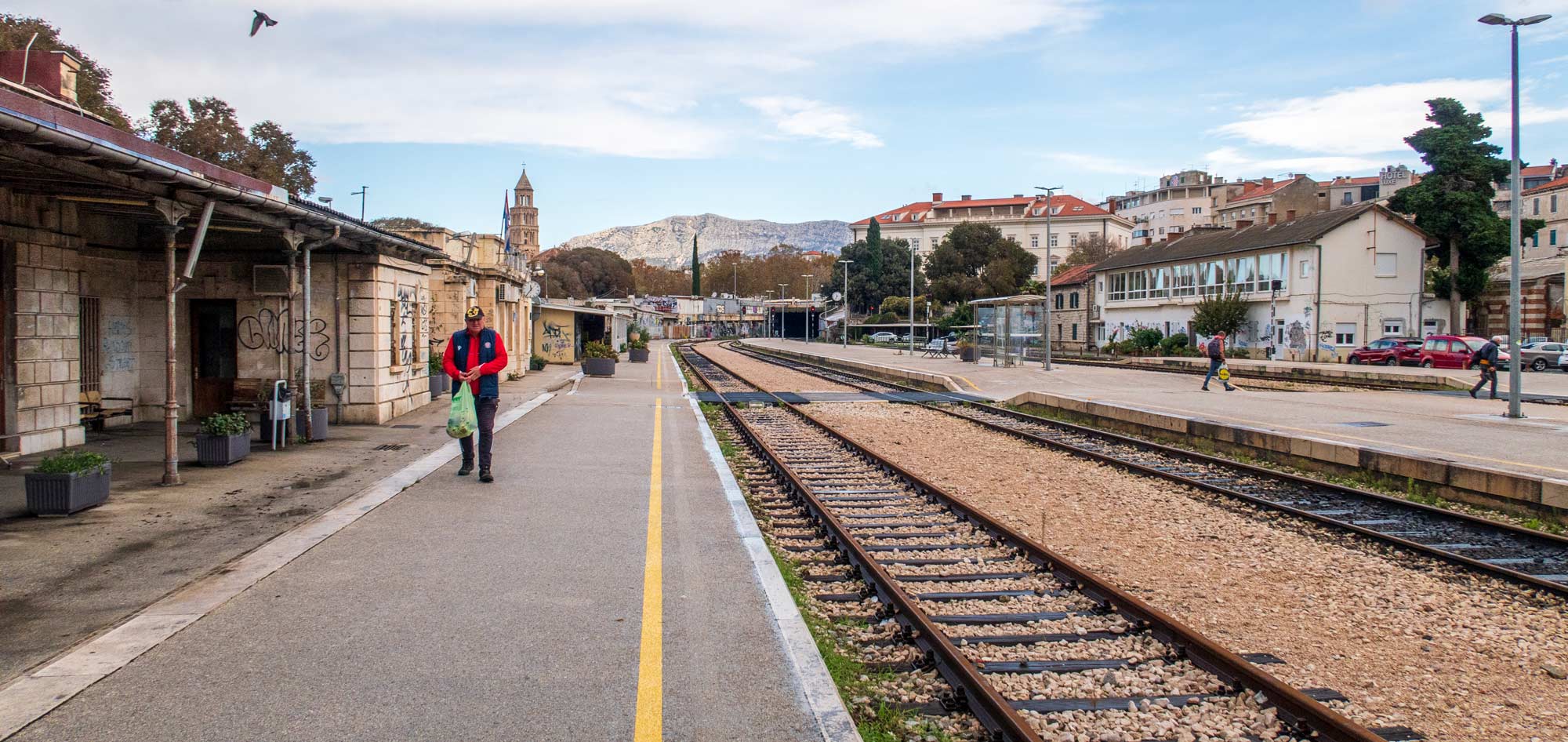 Železniška postaja Split namestitev i apartmaji v okolici | Obmorju.si